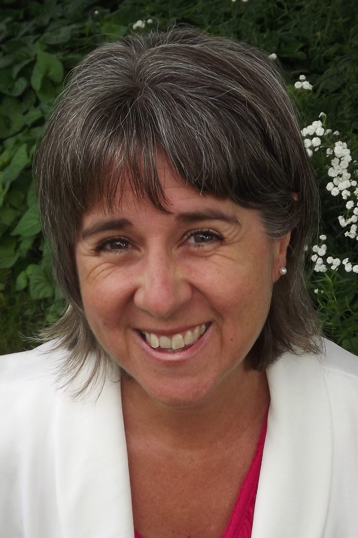 Nancy Montour - Association nationale des éditeurs de livres/Québec Édition